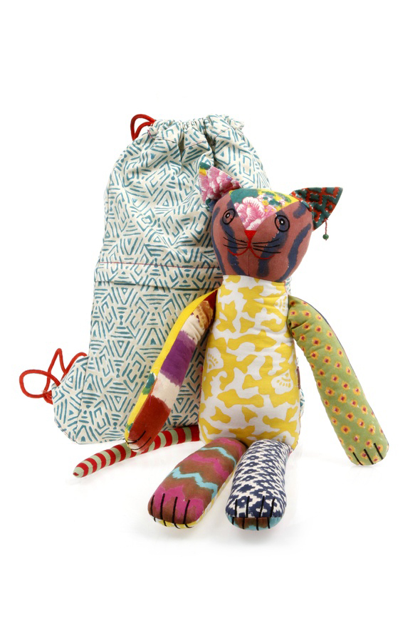 toy milla cat | Lisa Corti